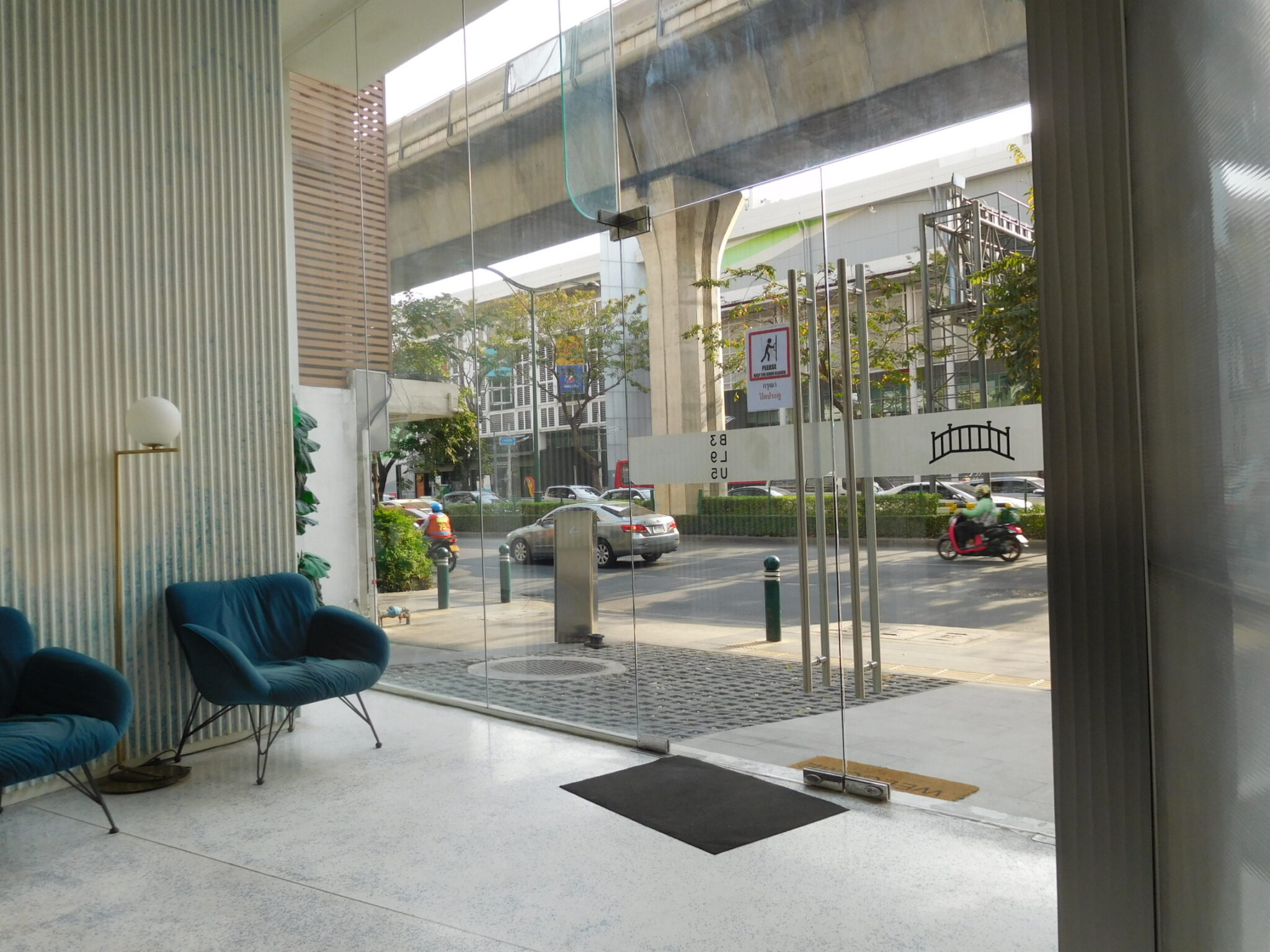 BLU395 | ひとりBangkok